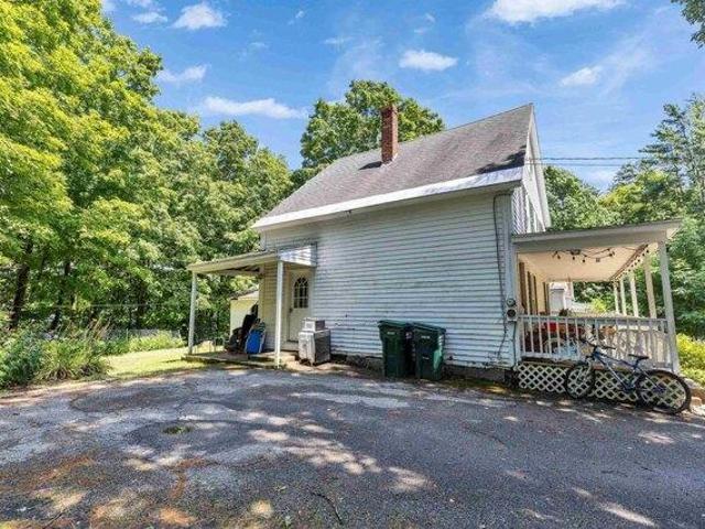 house with 3 bedroom, Wilton NH ES105104694