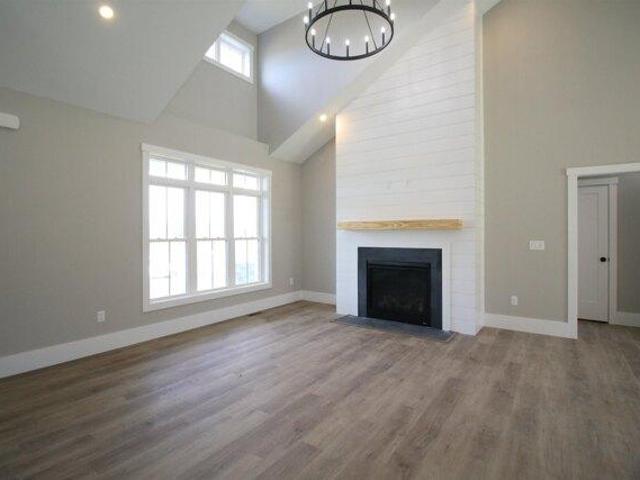 house with 3 bedroom, Wilton NH ES105107392