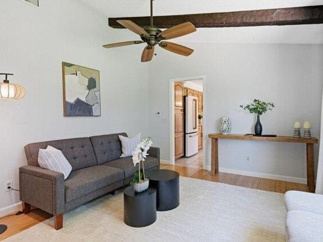 house with 3 bedroom, Wilbraham MA ES103016663