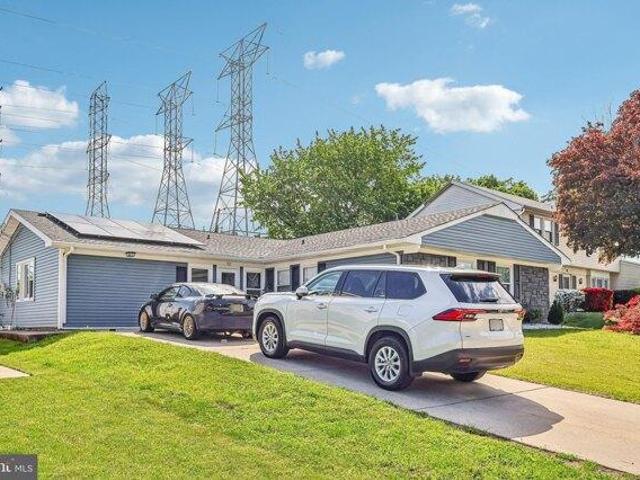 house with 3 bedroom, Willingboro NJ ES105205511