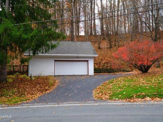 house with 3 bedroom, Williamstown MA DS102559323