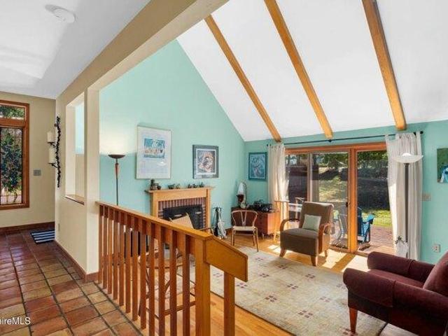 house with 3 bedroom, Williamstown MA DS102313745