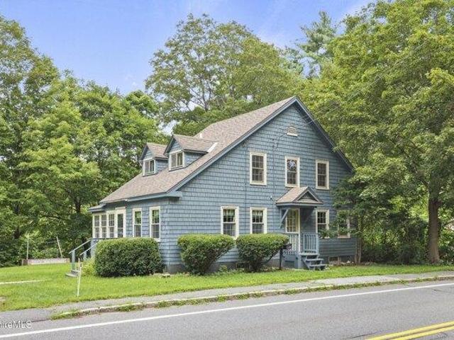 house with 3 bedroom, Williamstown MA ES105173338