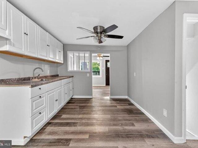 house with 3 bedroom, Williamstown NJ ES105156215