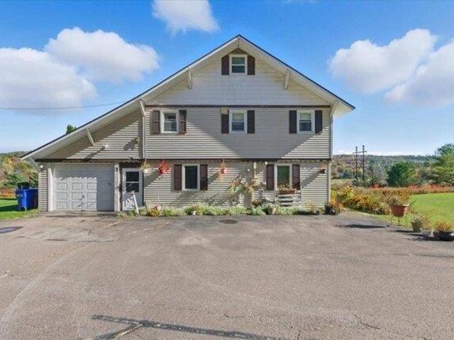 house with 3 bedroom, Williston VT ES104332012