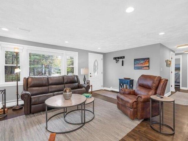 house with 3 bedroom, Wilmington MA DS104076284
