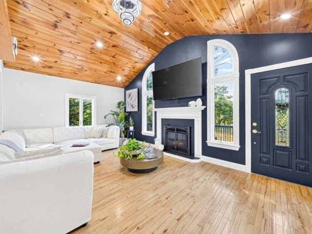 house with 3 bedroom, Wilmington MA ES104374494