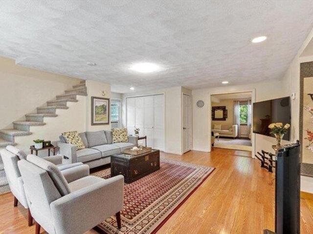 house with 3 bedroom, Wilmington MA ES104406535