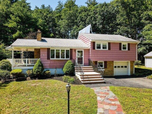 house with 3 bedroom, Wilmington MA ES105040866