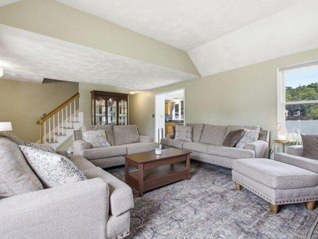 house with 3 bedroom, Wilmington MA ES105060660