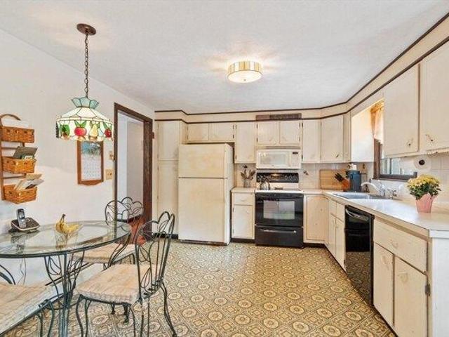 house with 3 bedroom, Wilmington MA ES105229335