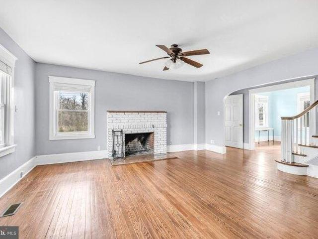 house with 3 bedroom, Wilmington DE DLS89344370
