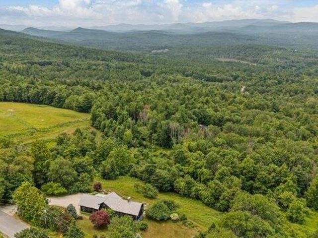 house with 3 bedroom, Wilmot NH ES104789014