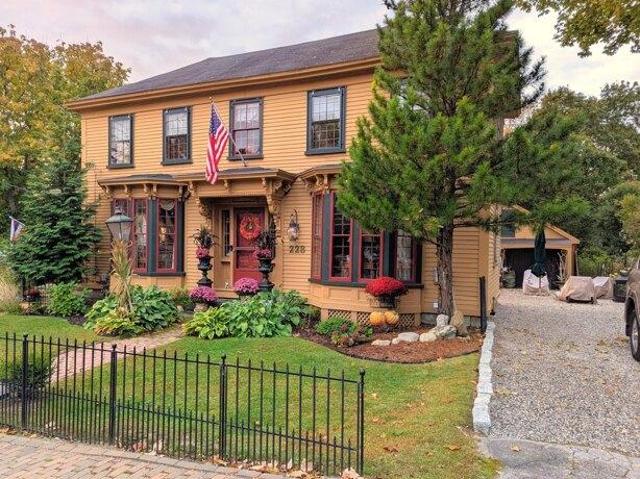 house with 3 bedroom, Wiscasset ME DS102778557