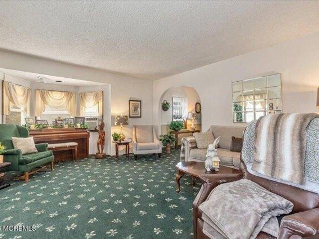 house with 3 bedroom, Woodbridge NJ DLS102725274