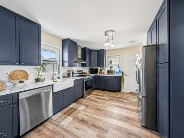 house with 3 bedroom, Woodbridge NJ ES104513439
