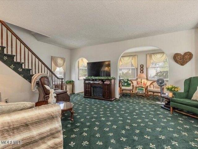 house with 3 bedroom, Woodbridge NJ ES104513539