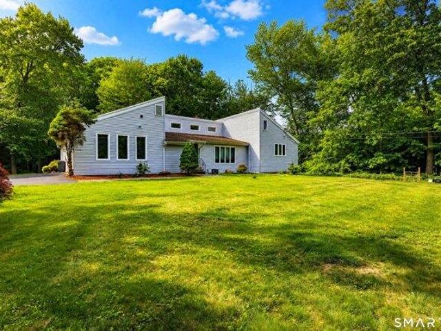 house with 3 bedroom, Woodbridge CT DLS103071604