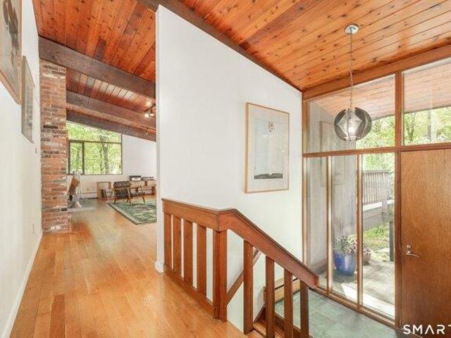 house with 3 bedroom, Woodbridge CT DS102823517