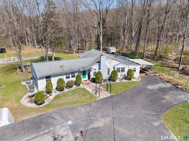 house with 3 bedroom, Woodbury CT DLS101706342