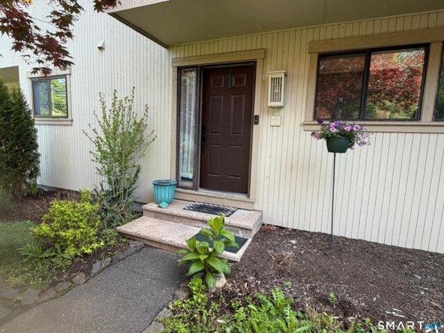 house with 3 bedroom, Woodbury CT DLS103124840