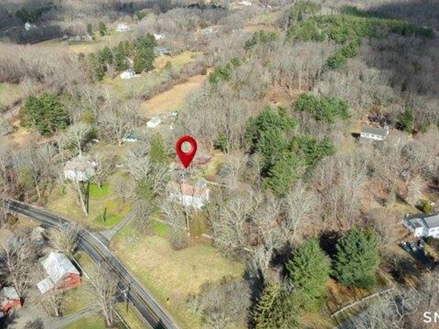 house with 3 bedroom, Woodbury CT DS102586171