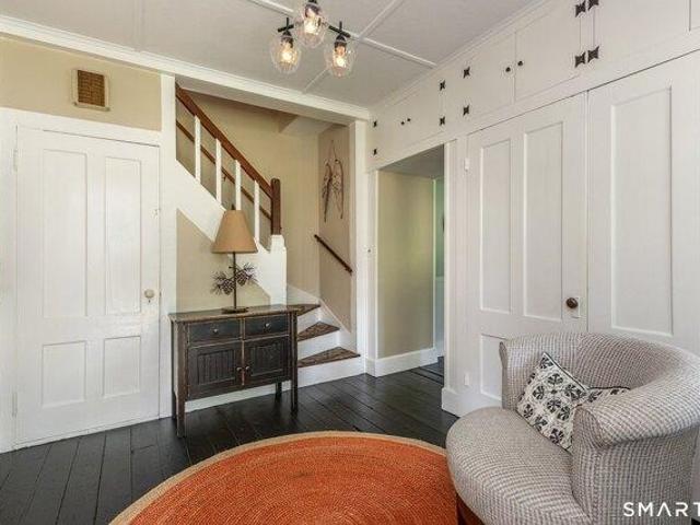 house with 3 bedroom, Woodbury CT ES104542944