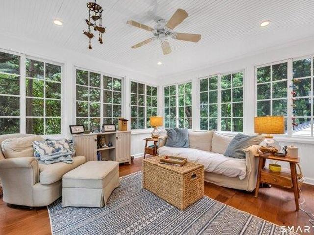 house with 3 bedroom, Woodbury CT ES104850092