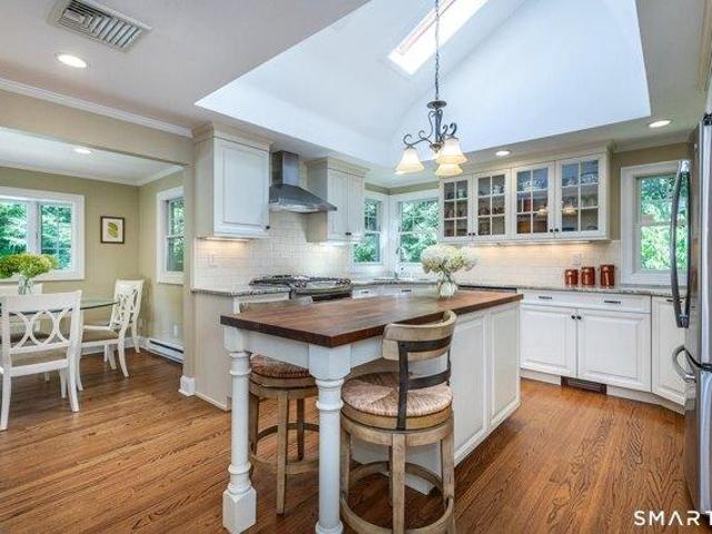 house with 3 bedroom, Woodbury CT ES105173205