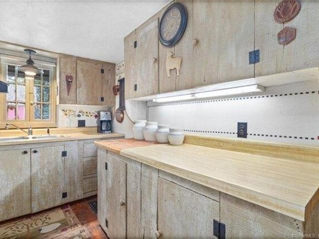 house with 3 bedroom, Woodstock CT DS101999946