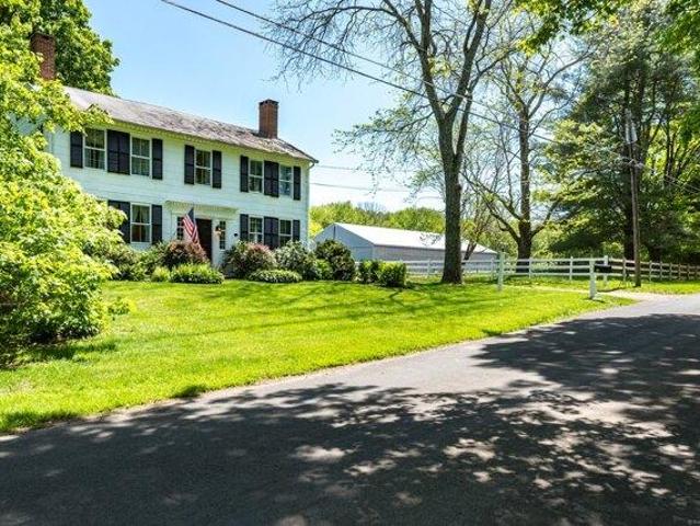 house with 3 bedroom, Woodstock CT DS102256058