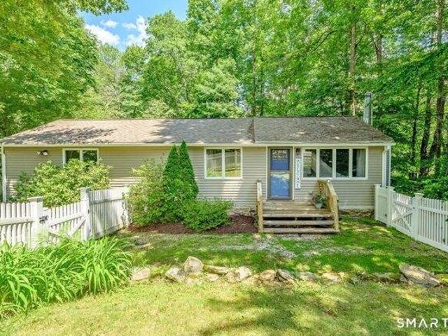 house with 3 bedroom, Woodstock CT ES104266456