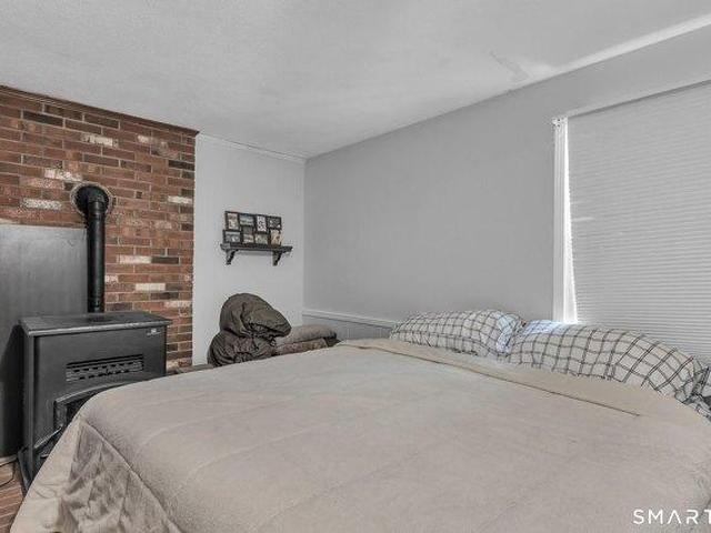 house with 3 bedroom, Woodstock CT ES105174643