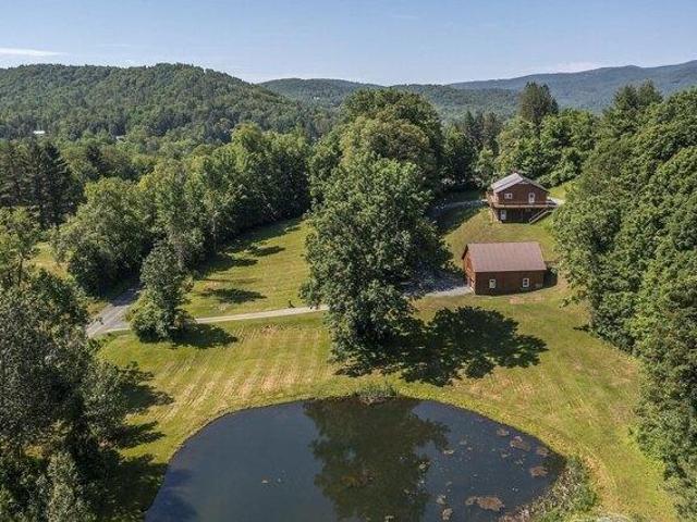 house with 3 bedroom, Woodstock VT ES103444430
