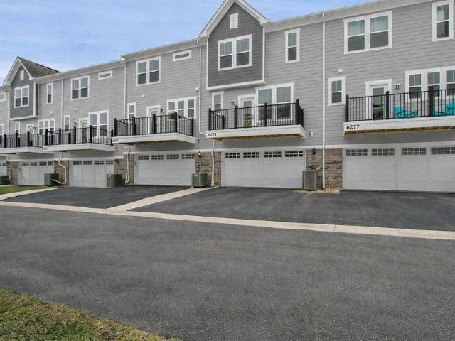 house with 3 bedroom, Woodridge IL DLS100973604