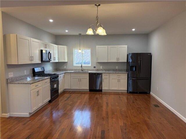 house with 3 bedroom, Woonsocket RI DLS101896778
