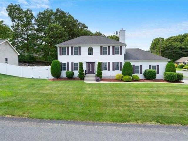 house with 3 bedroom, Woonsocket RI DS103220651