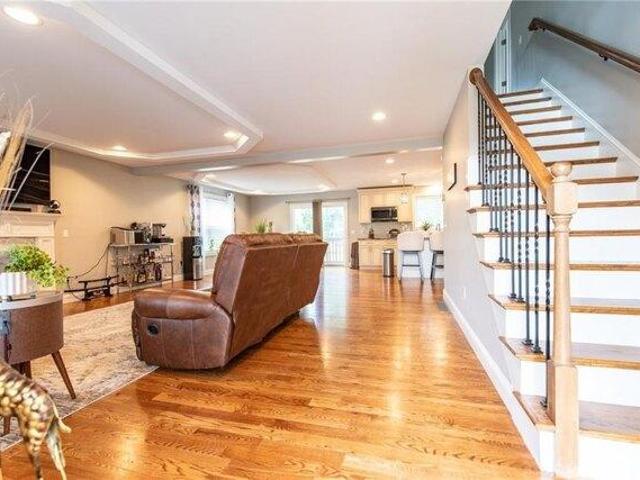 house with 3 bedroom, Woonsocket RI DS103444309