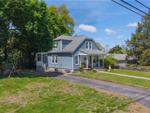 house with 3 bedroom, Woonsocket RI DS103442792