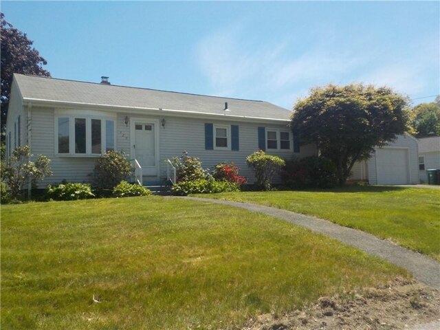 house with 3 bedroom, Woonsocket RI DS103443773