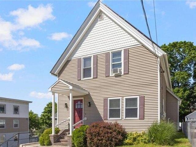house with 3 bedroom, Woonsocket RI DS103497484