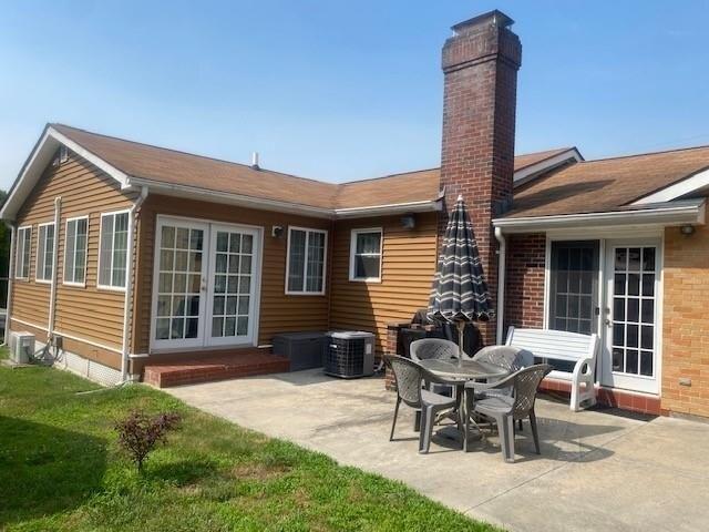 house with 3 bedroom, Woonsocket RI ES104835400