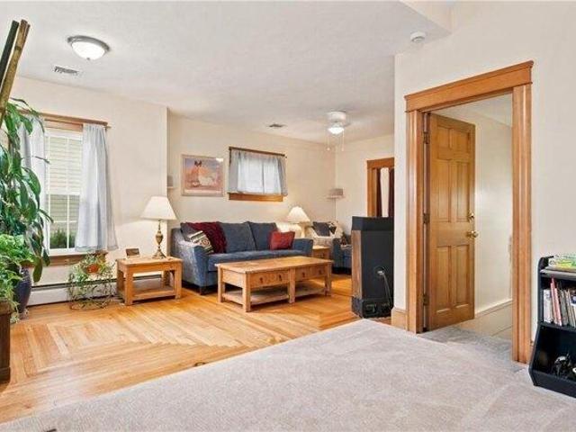 house with 3 bedroom, Woonsocket RI ES104832439