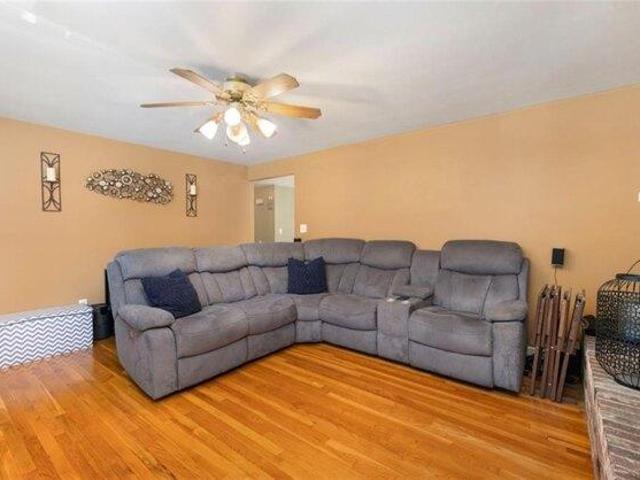 house with 3 bedroom, Woonsocket RI ES104848610