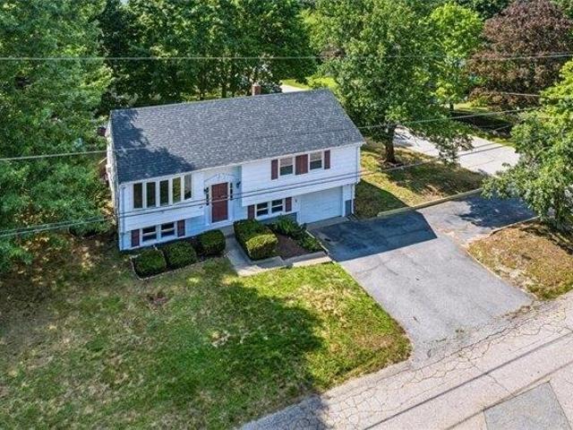 house with 3 bedroom, Woonsocket RI ES105093670