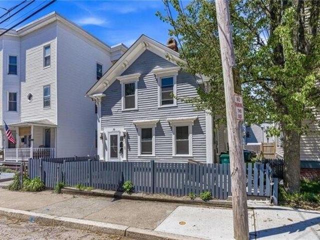 house with 3 bedroom, Woonsocket RI ES103069840