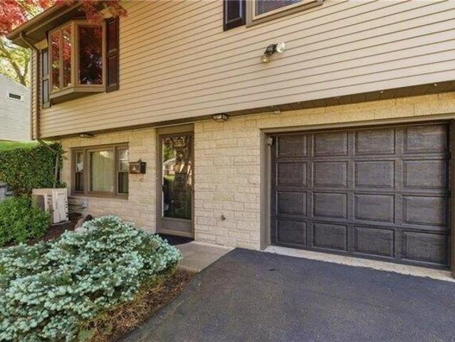 house with 3 bedroom, Woonsocket RI ES103161312