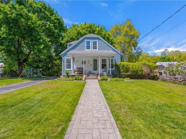 house with 3 bedroom, Woonsocket RI ES103442792
