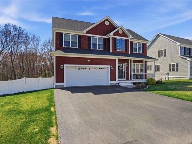house with 3 bedroom, Woonsocket RI ES103497305