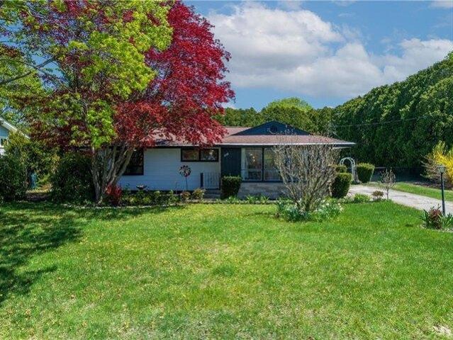 house with 3 bedroom, Woonsocket RI ES103498633